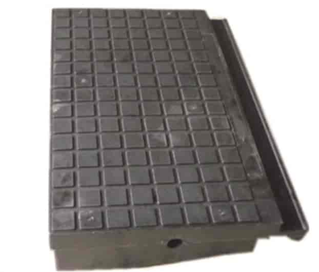 Rubber Crossing Plate - SFFST