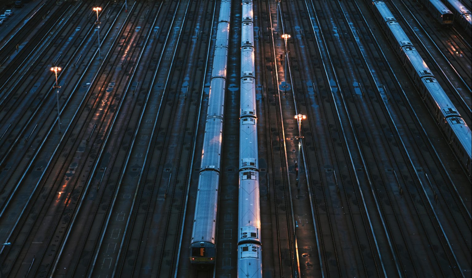 How Do Rail Gauge Insulators Shield Your Tracks? - SFFST